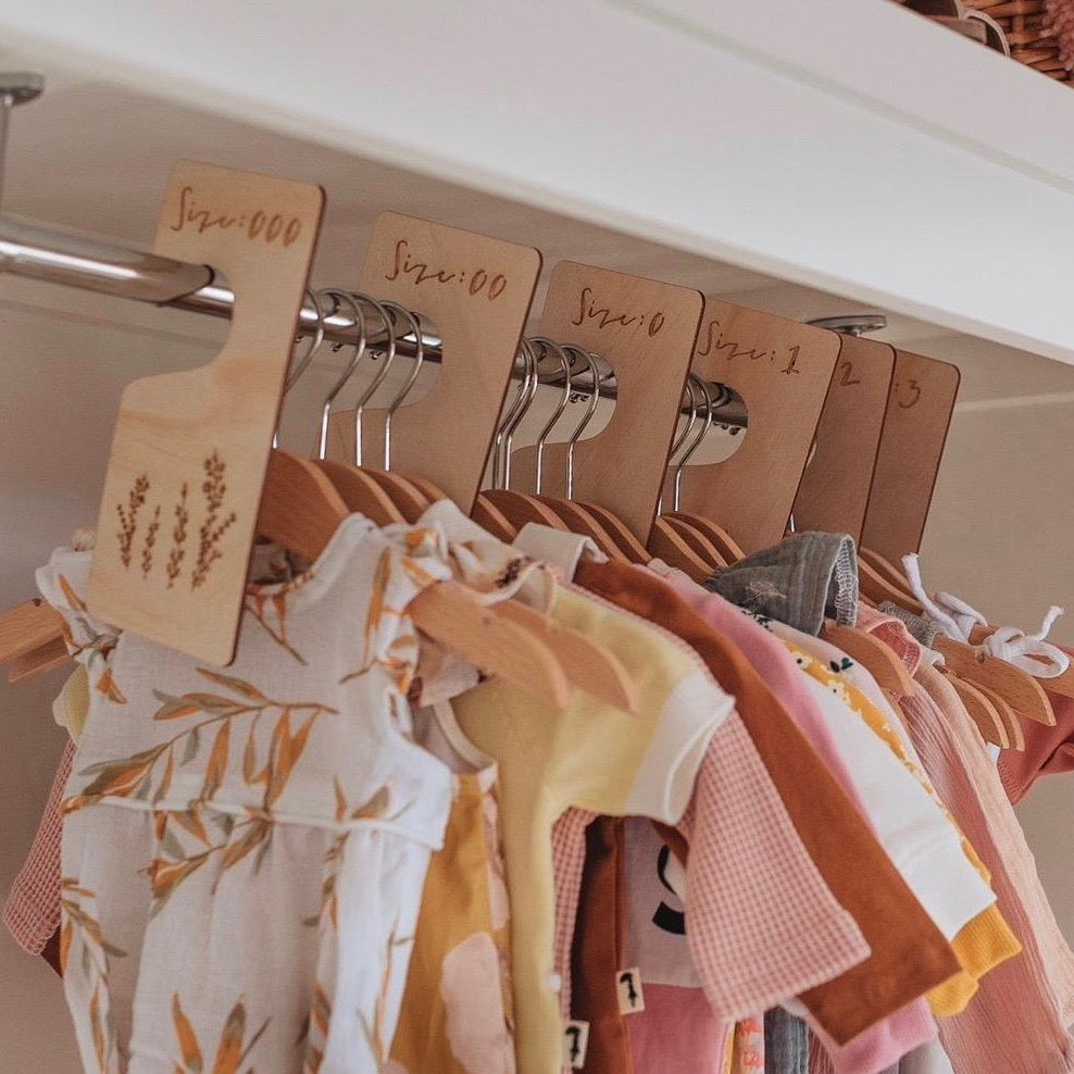 Timber Clothing Dividers - Wildflower Design [set of 6] – Zilvi